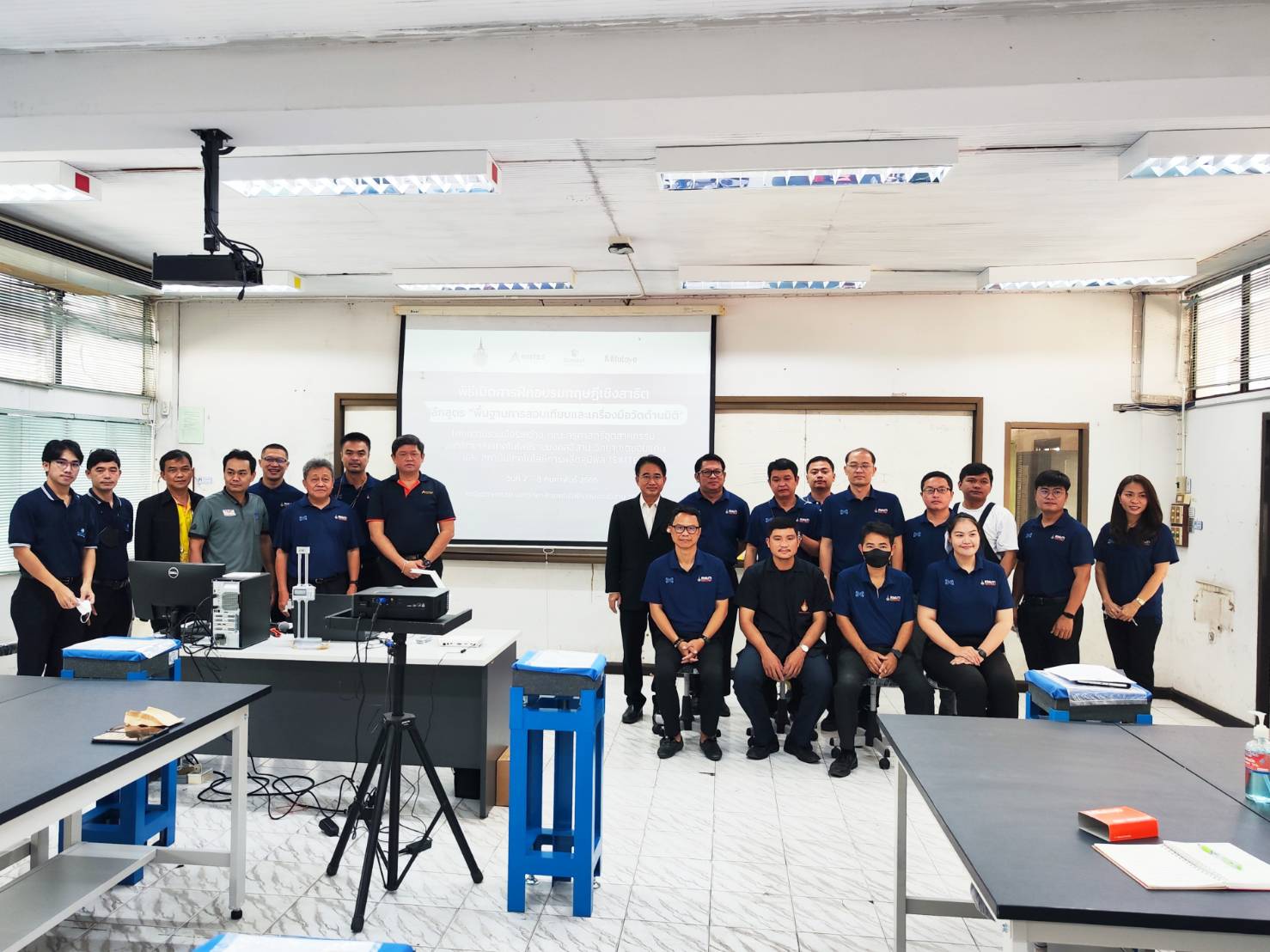 SIMTEC ร่วมกับ มทร. อีสาน (ขอนแก่น) จัดฝึกอบรม “หลักสูตรพื้นฐานการสอบ ...