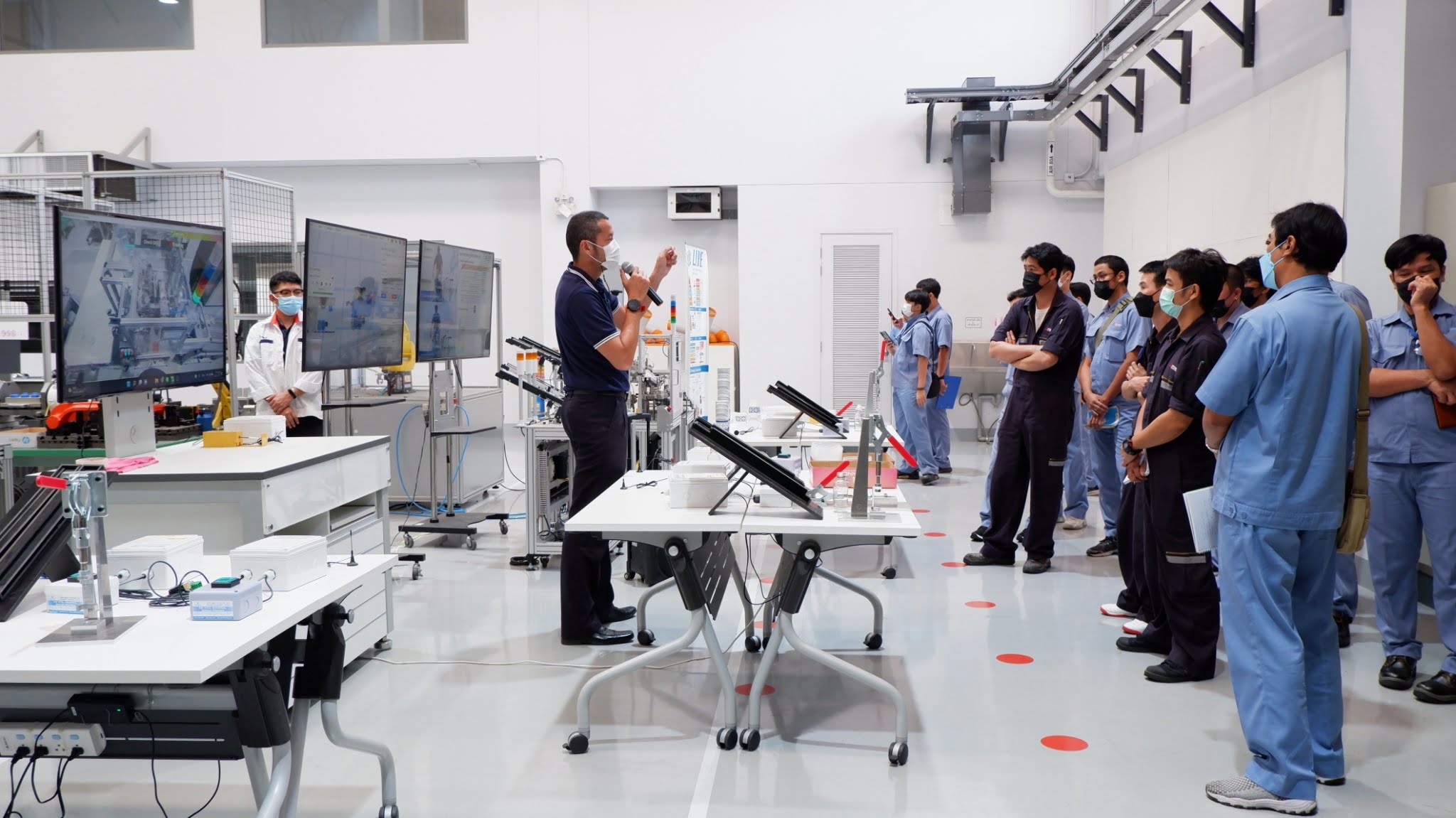 SIMTEC ต้อนรับคณะผู้เยี่ยมชมจาก บริษัท มิตซูบิชิ เอลเลเวเตอร์ เอเซีย ...