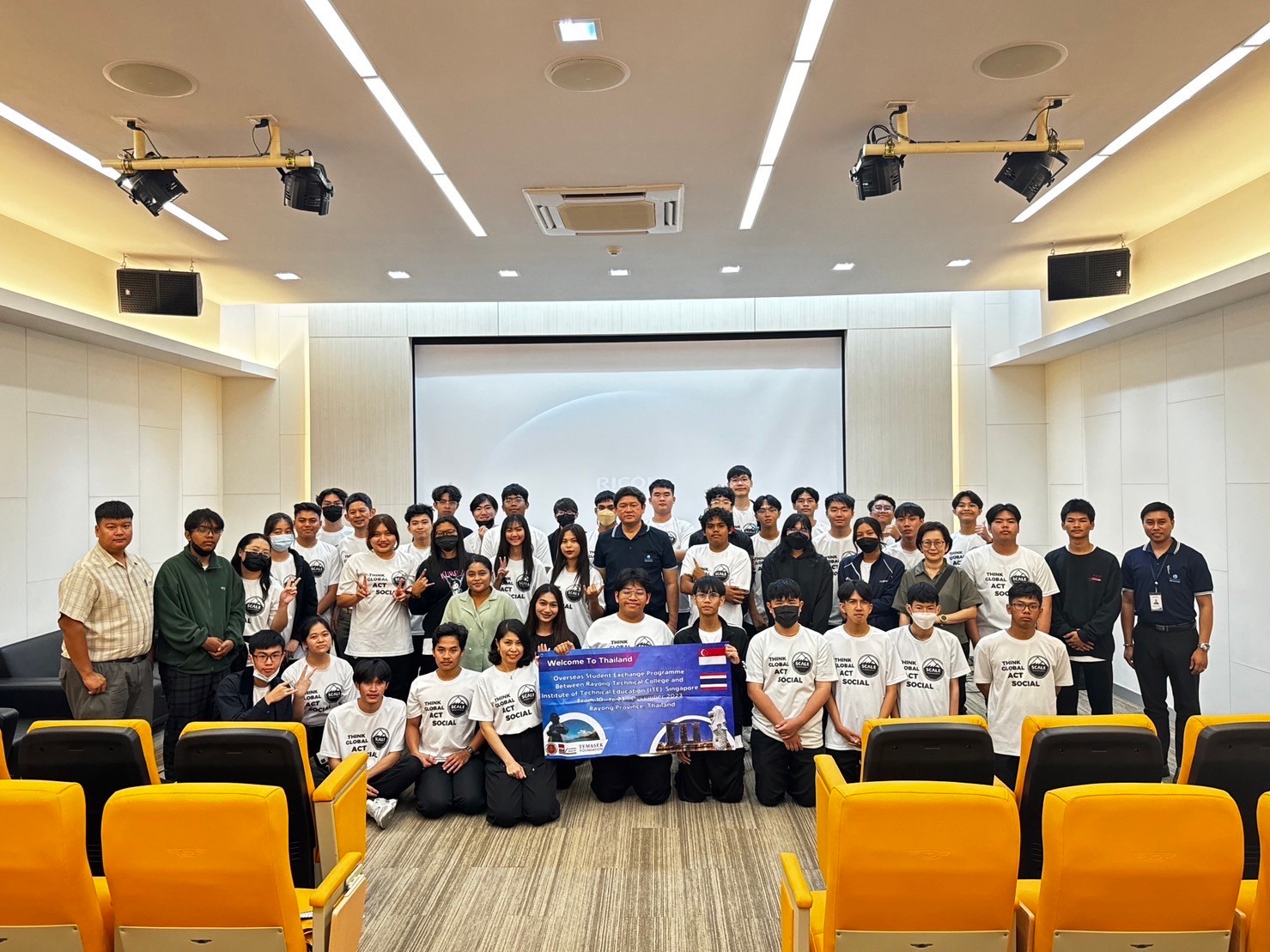 SIMTEC ต้อนรับคณะครูและนักศึกษาจากวิทยาลัยเทคนิคระยองและ สถาบันการศึกษา ...