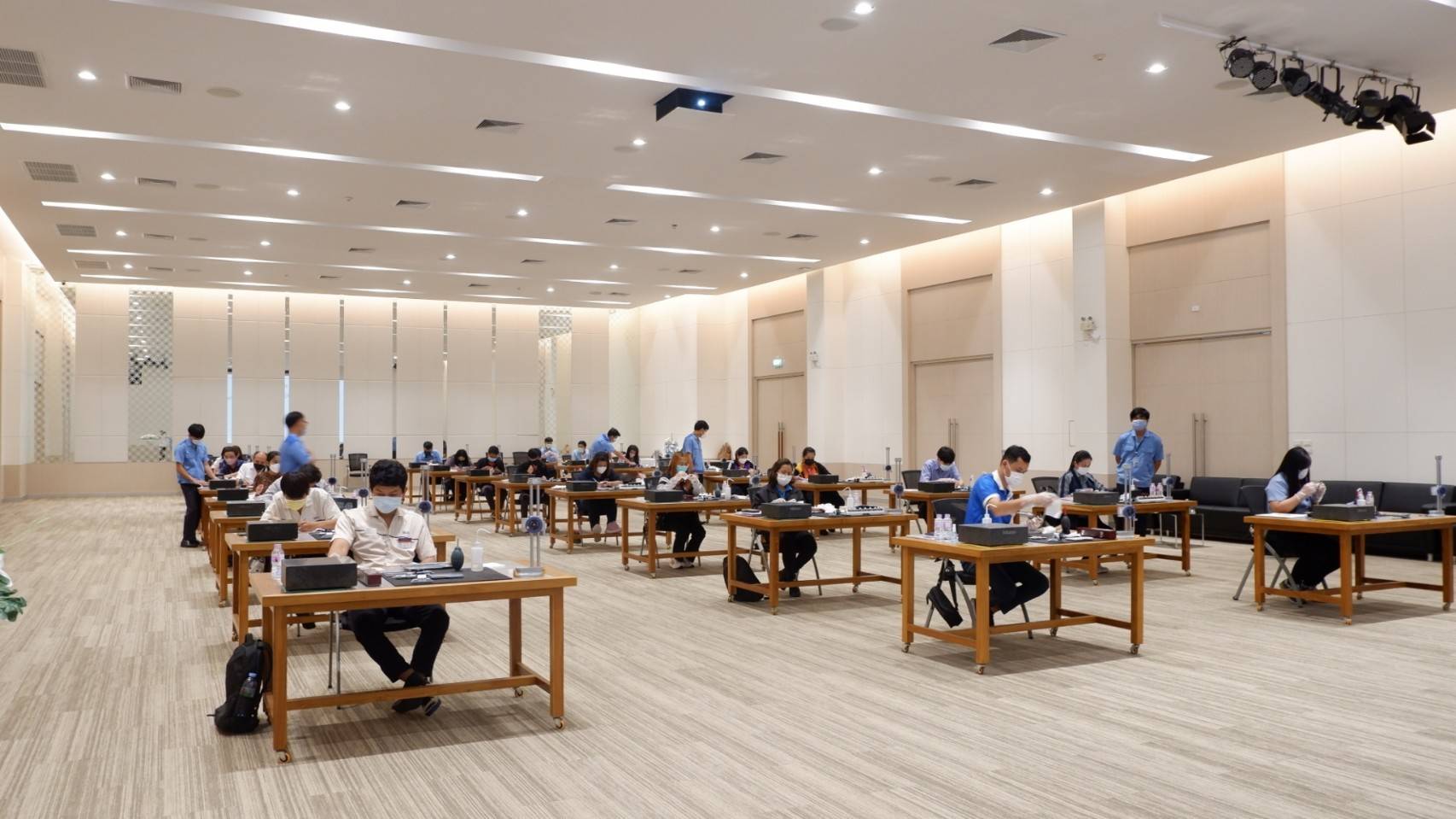 EEC HDC ร่วมกับ SIMTEC จัดฝึกอบรมหลักสูตรการสอบเทียบไมโครมิเตอร์ เวอร์เนียคาลิเปอร์ และไฮเกจ ...