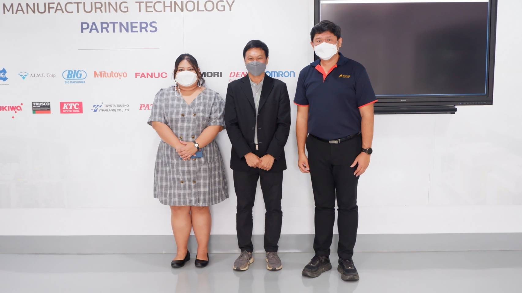 SIMTEC ต้อนรับ ผอ.ศูนย์ที่ปรึกษาและพัฒนาอาชีพนักศึกษา คณะวิศวกรรมศาสตร์ ...